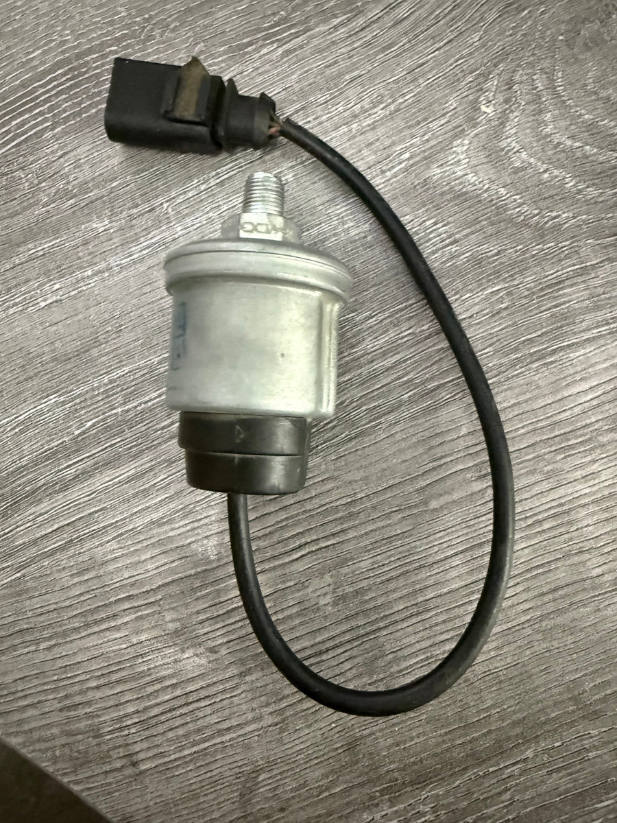 VW OIL PRESSURE SWITCH FITS ALL 5 CYL ENGINES – Arvor Marine Parts VAT ...