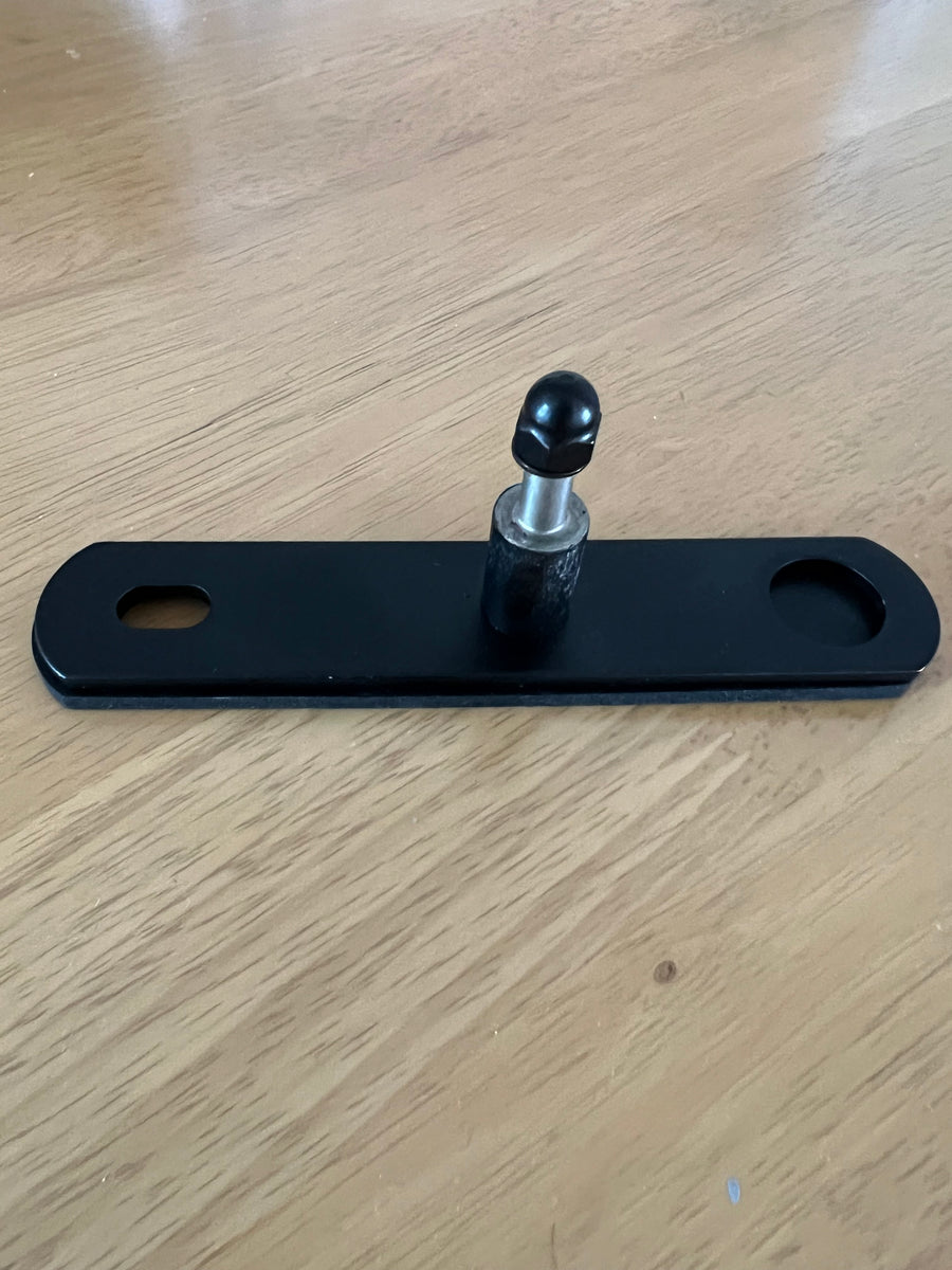 WIPER ARM MOUNTING PLATE FOR BLACK WIPER ARM SYSTEM 2009 ON – Arvor ...