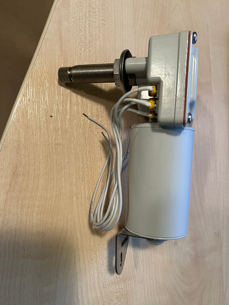 Windscreen wiper motor for early arvor models 20/23/25 when mounted at ...